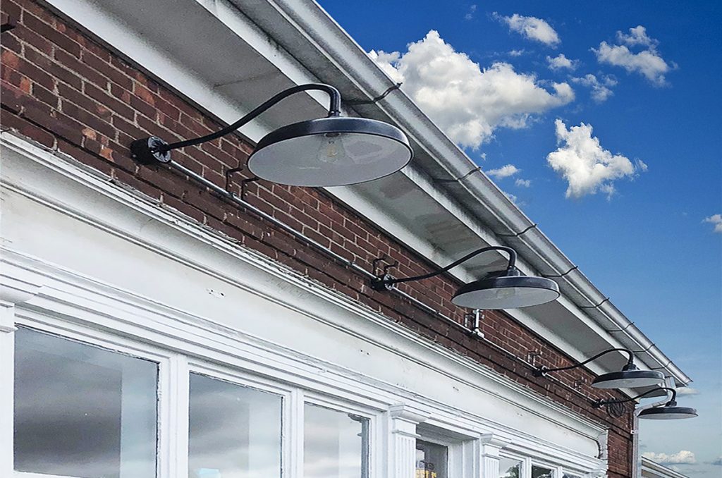 RLM Barn Shade on Short Arm - Primelite Manufacturing